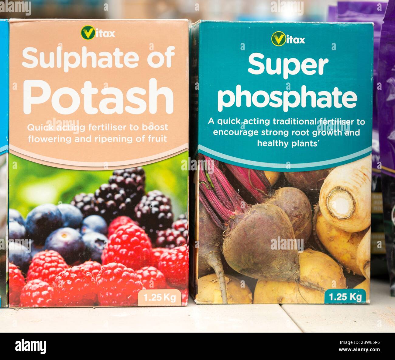 Super phosphate hi-res stock photography and images - Alamy