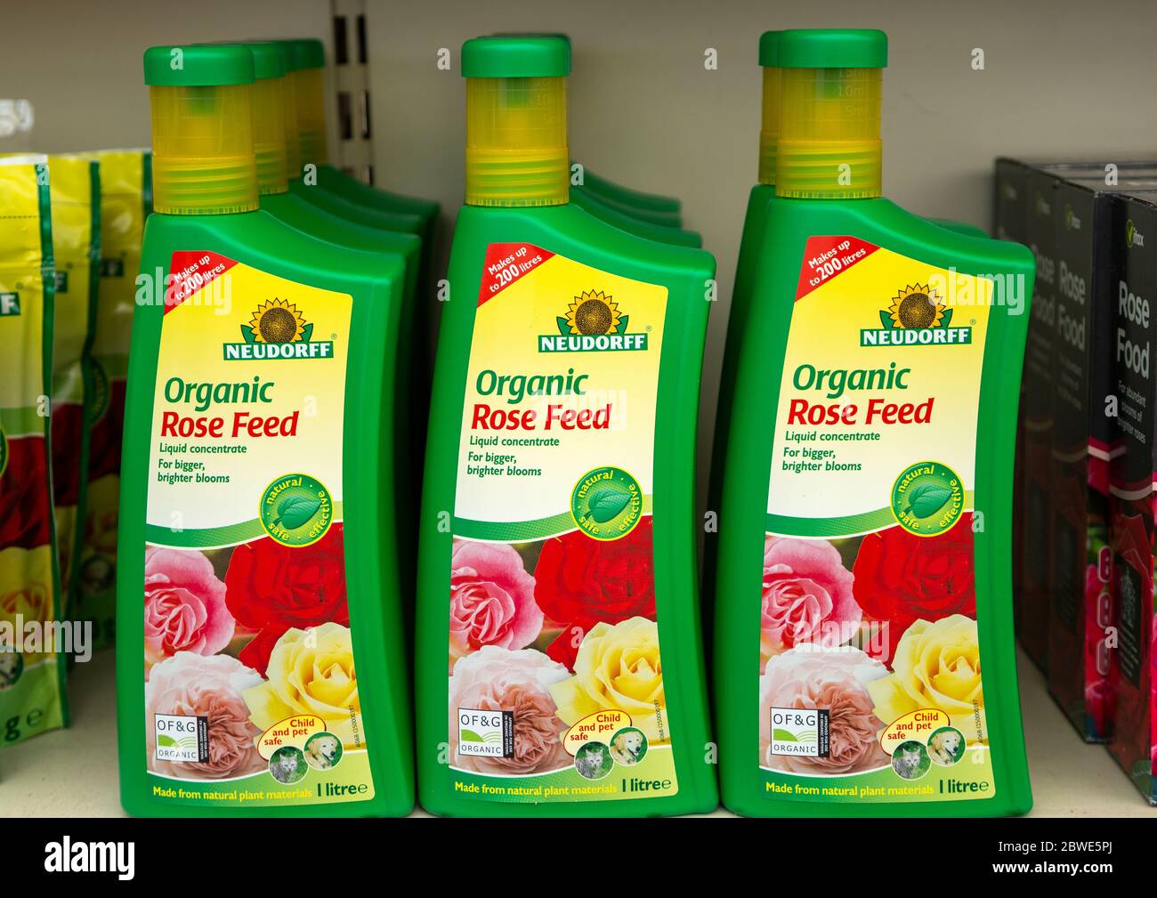 Concentrate feed hi-res stock photography and images - Alamy