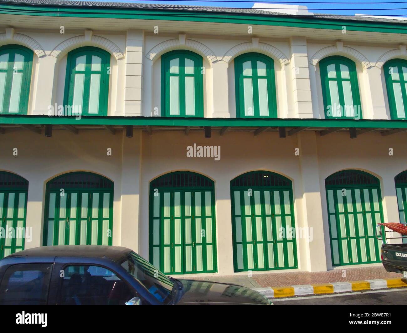 Ancient buildings in the downtown area of Bangkok Stock Photo - Alamy