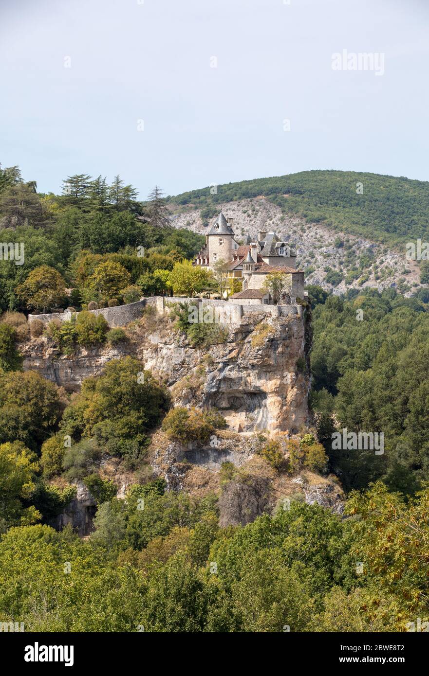 Castle of Belcastel in Lacave. Lot, Midi-Pyrenees, France Stock Photo ...