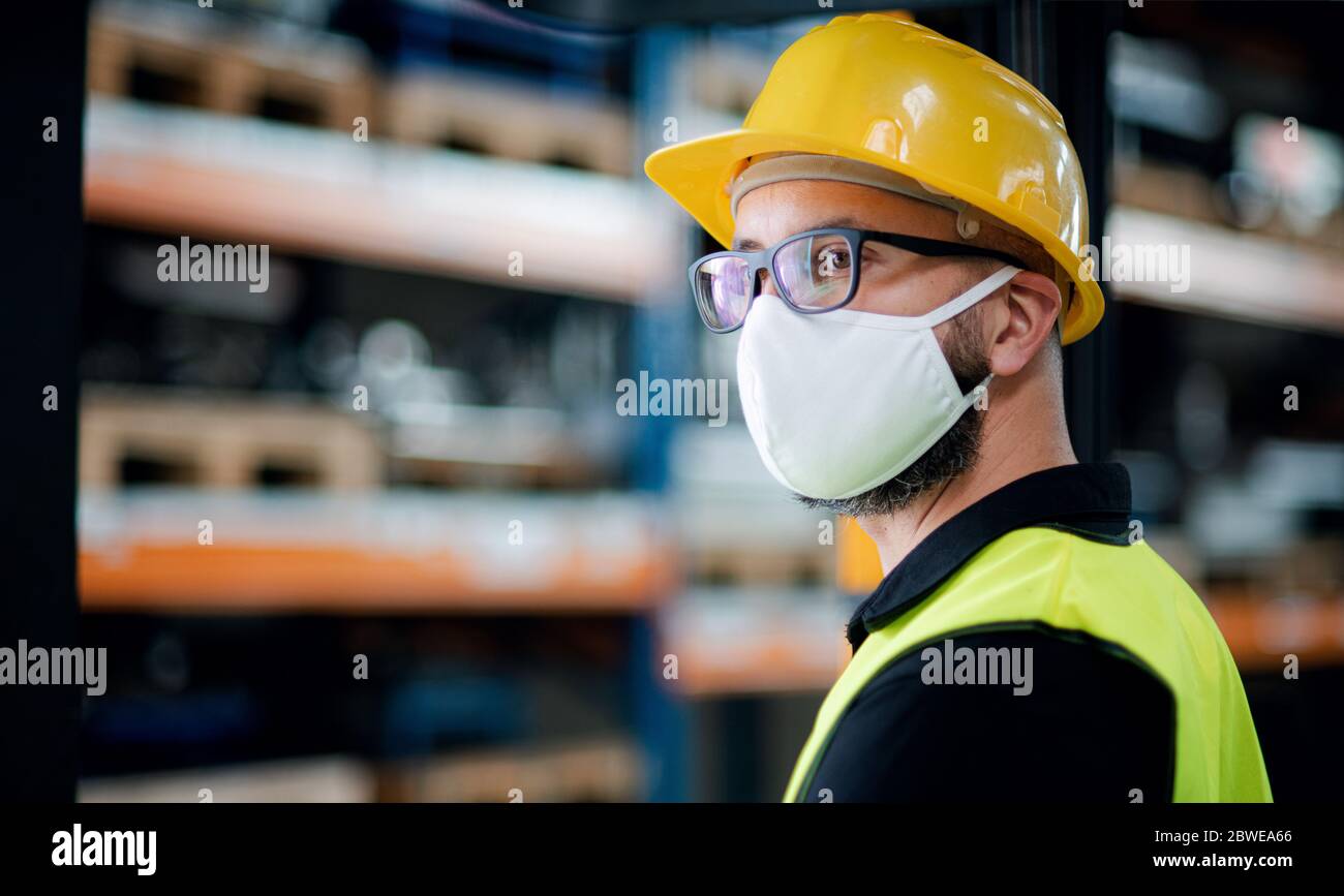 Engineer wearing suit helmet working hi-res stock photography and ...