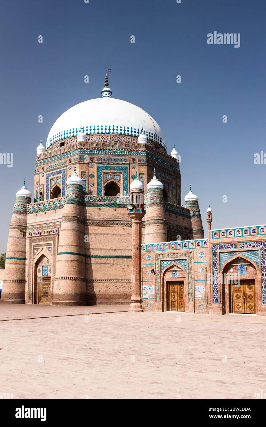 Tomb of Shah Rukn e Alam, Tomb of Shah Rukn-e-Alam, Murtan, Punjab ...