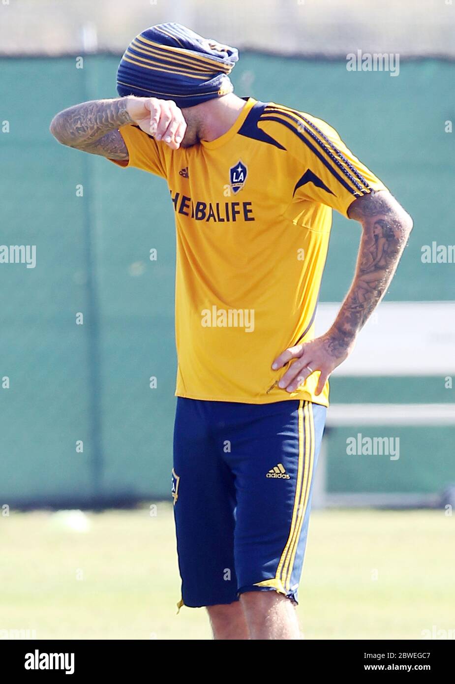 David beckham injury hi-res stock photography and images - Alamy