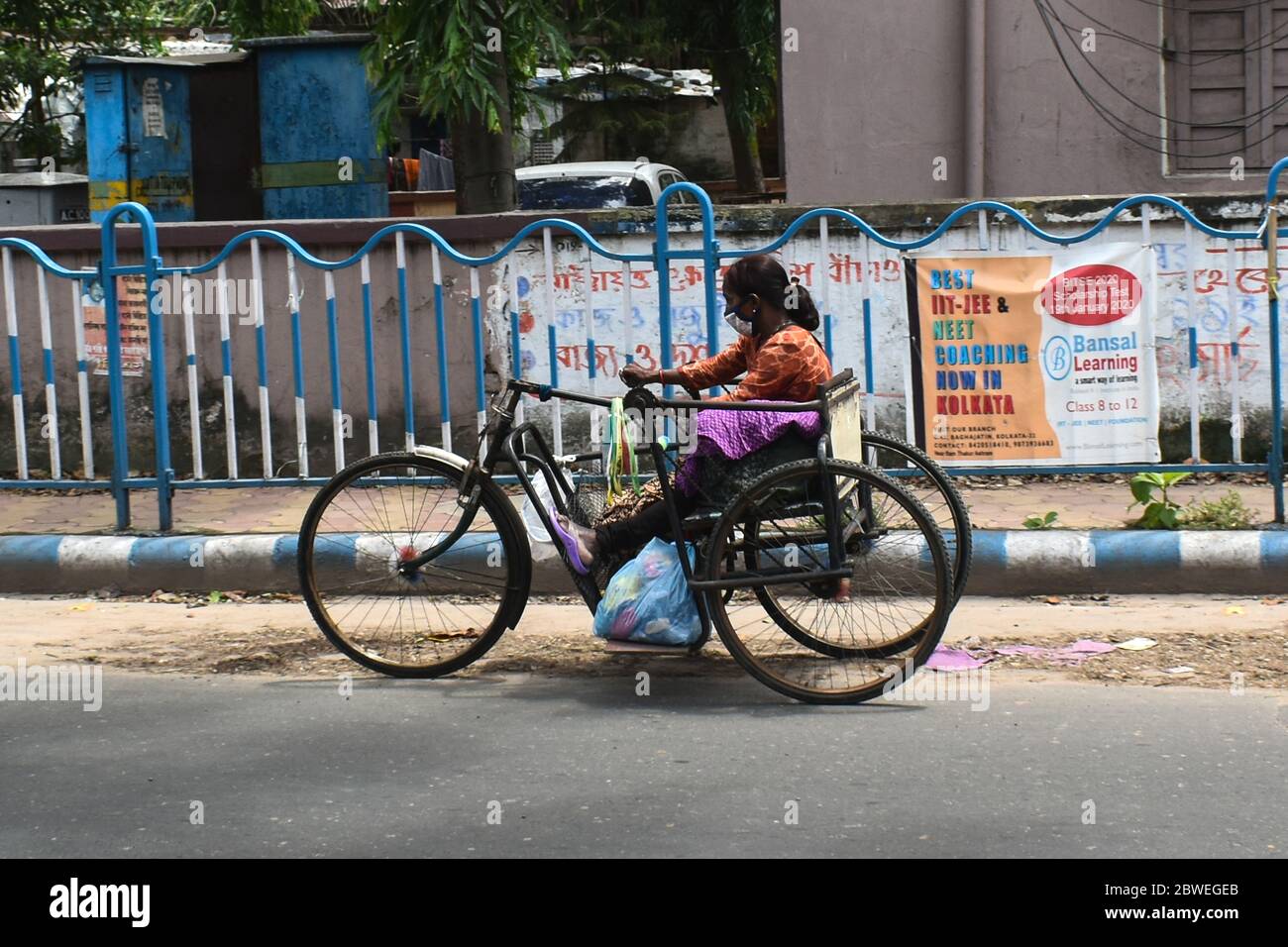 Handicapped workers india hi-res stock photography and images - Alamy