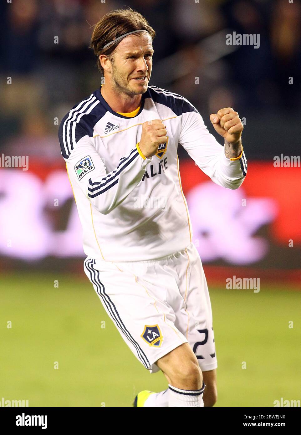 David beckham and thierry henry hi-res stock photography and images - Alamy