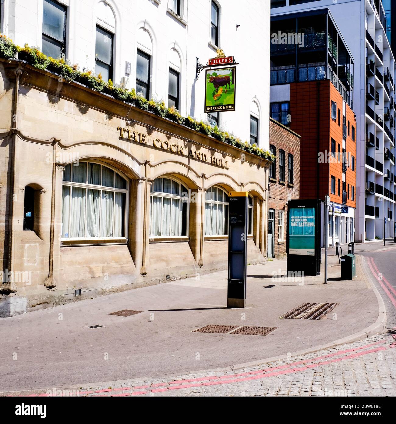 London old build next to new building hi-res stock photography and ...