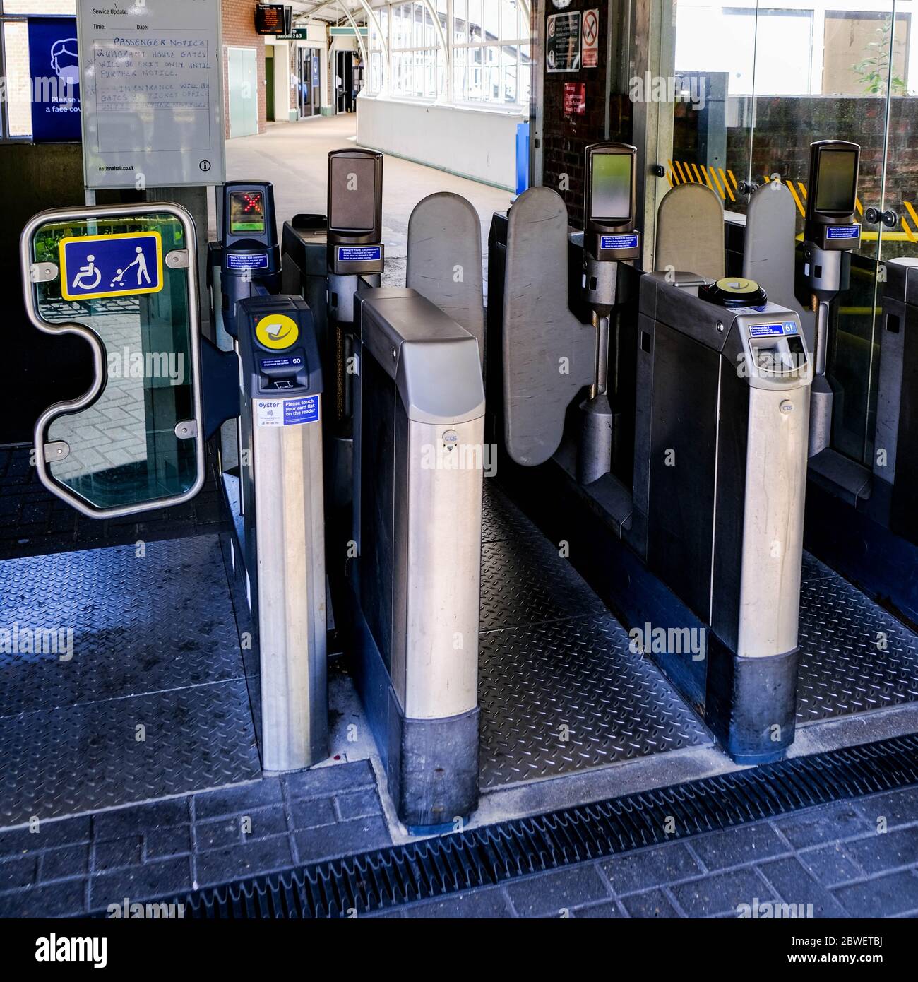 Automatic ticket gates hi-res stock photography and images - Alamy