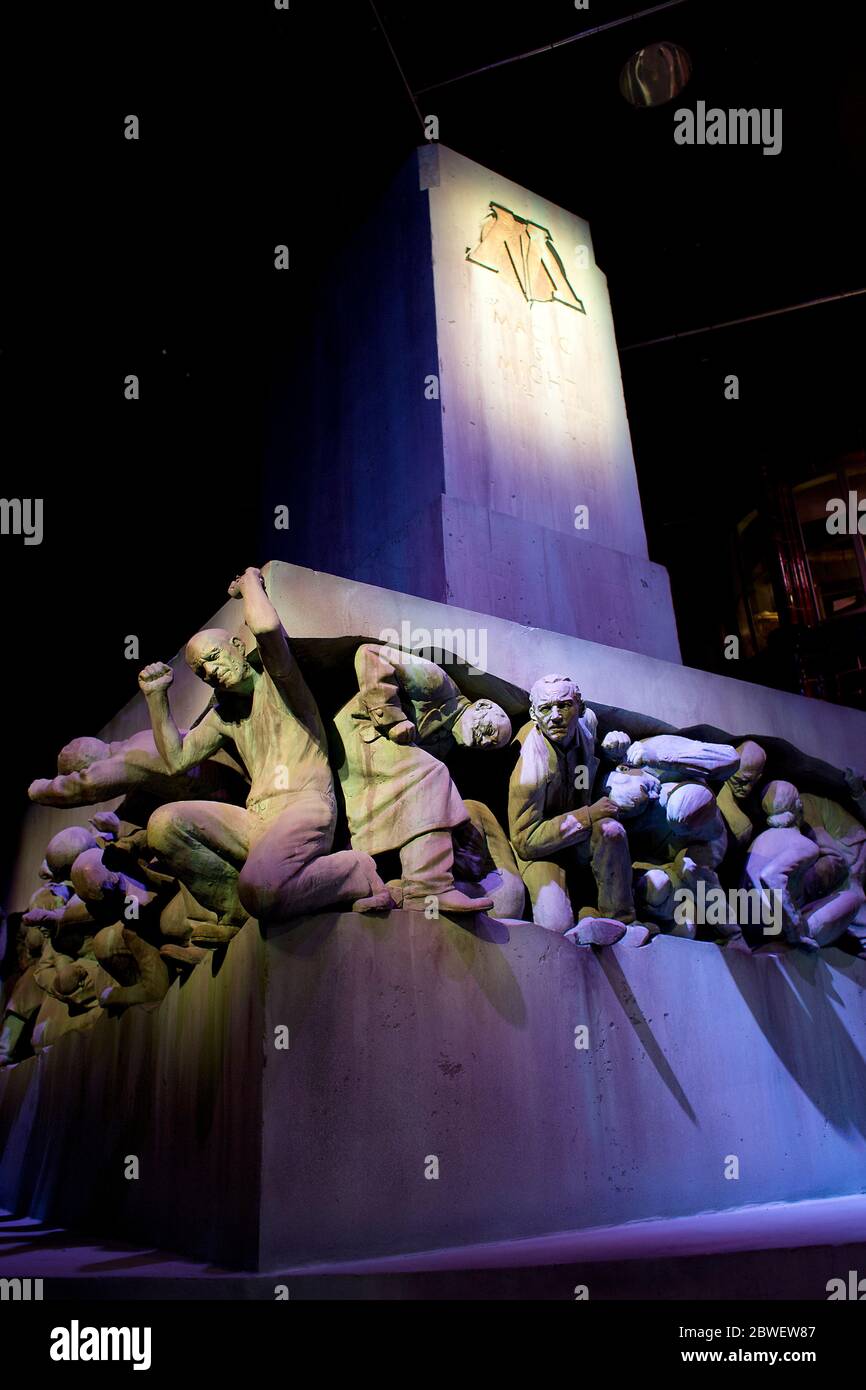 Magic is Might statue, Making of Harry Potter, Warner Bros. Studio Tour ...