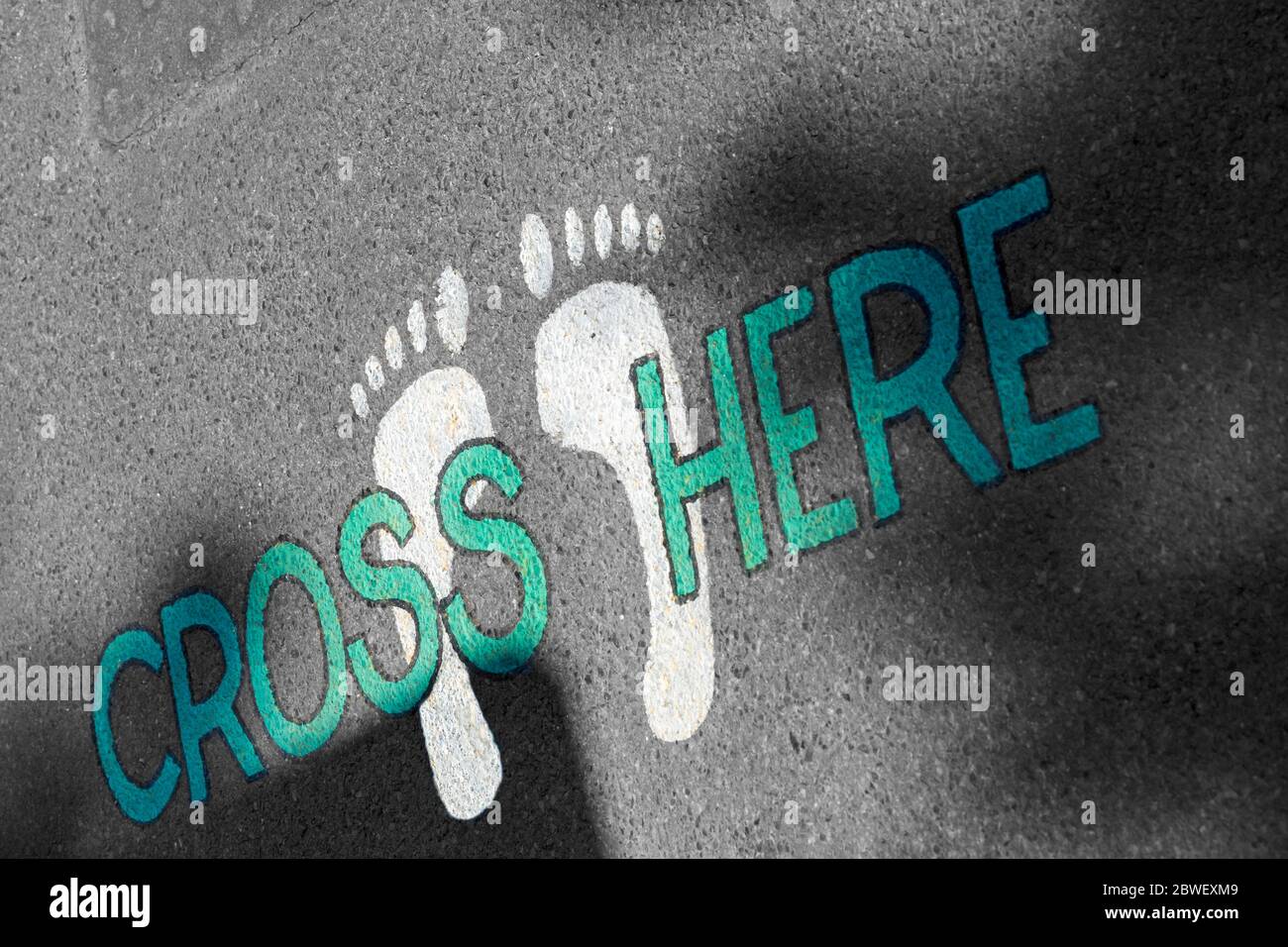 Pavement markings hi-res stock photography and images - Alamy