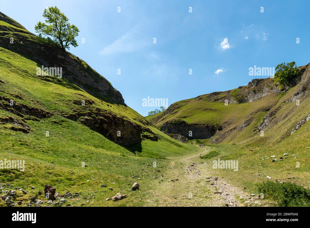 Cave Dale near Castleton in Derbyshire's Peak District Stock Photo - Alamy