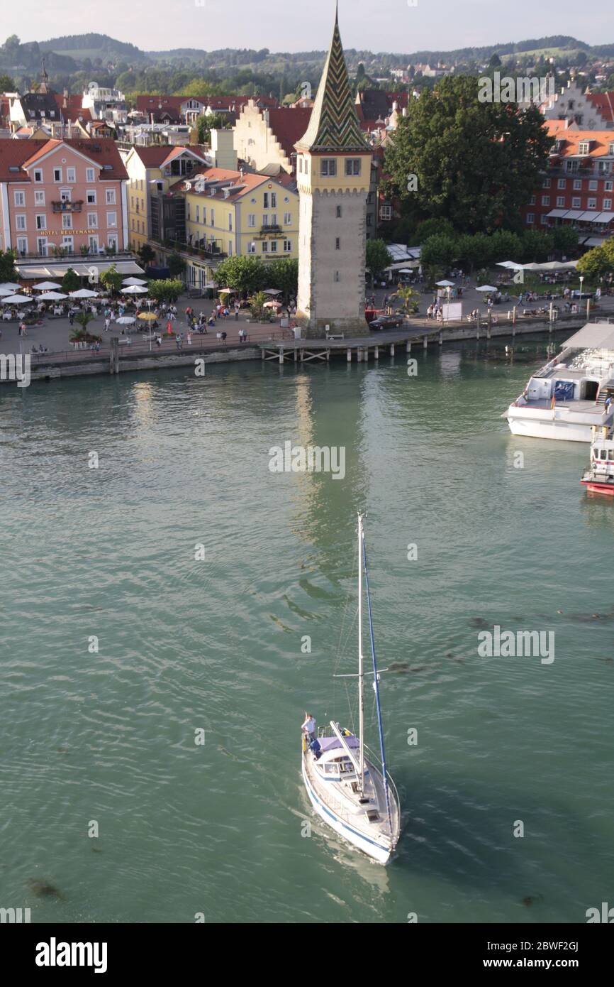 Mangturm tower at Lindau harbour, Bayern Bavaria, Germany Stock Photo ...