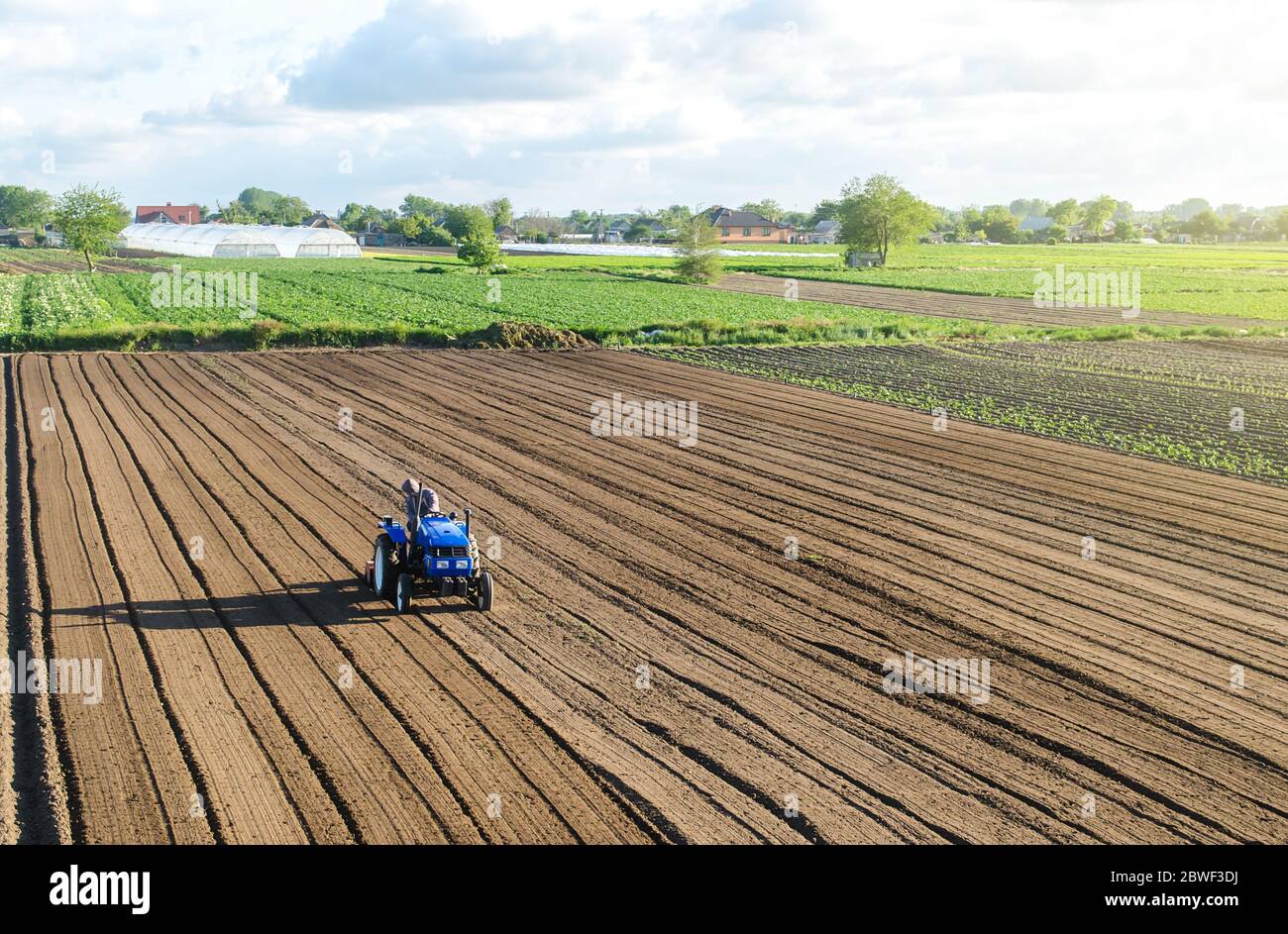 Farming processes hi-res stock photography and images - Alamy