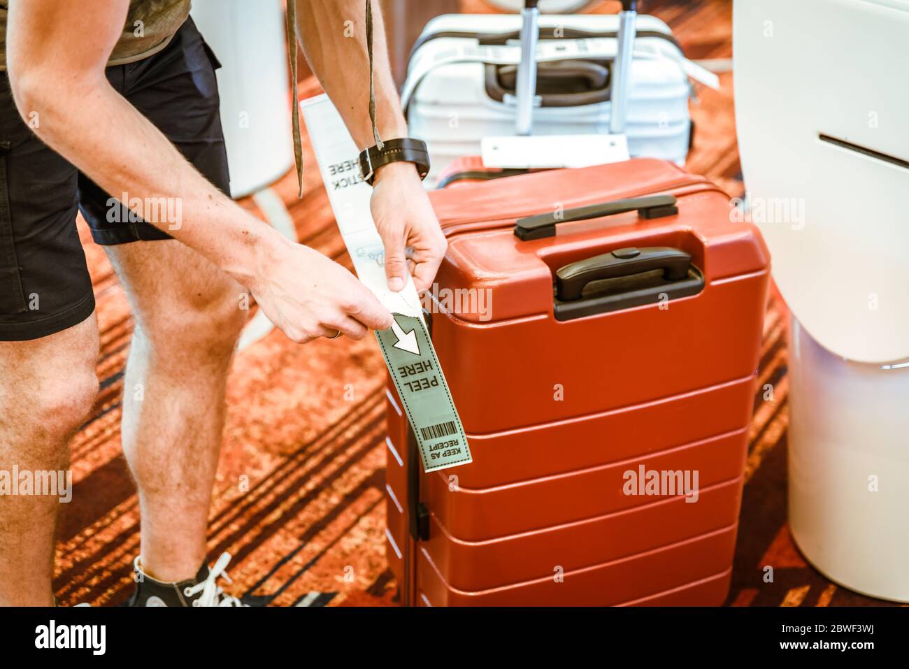 Bag check counters hi-res stock photography and images - Alamy