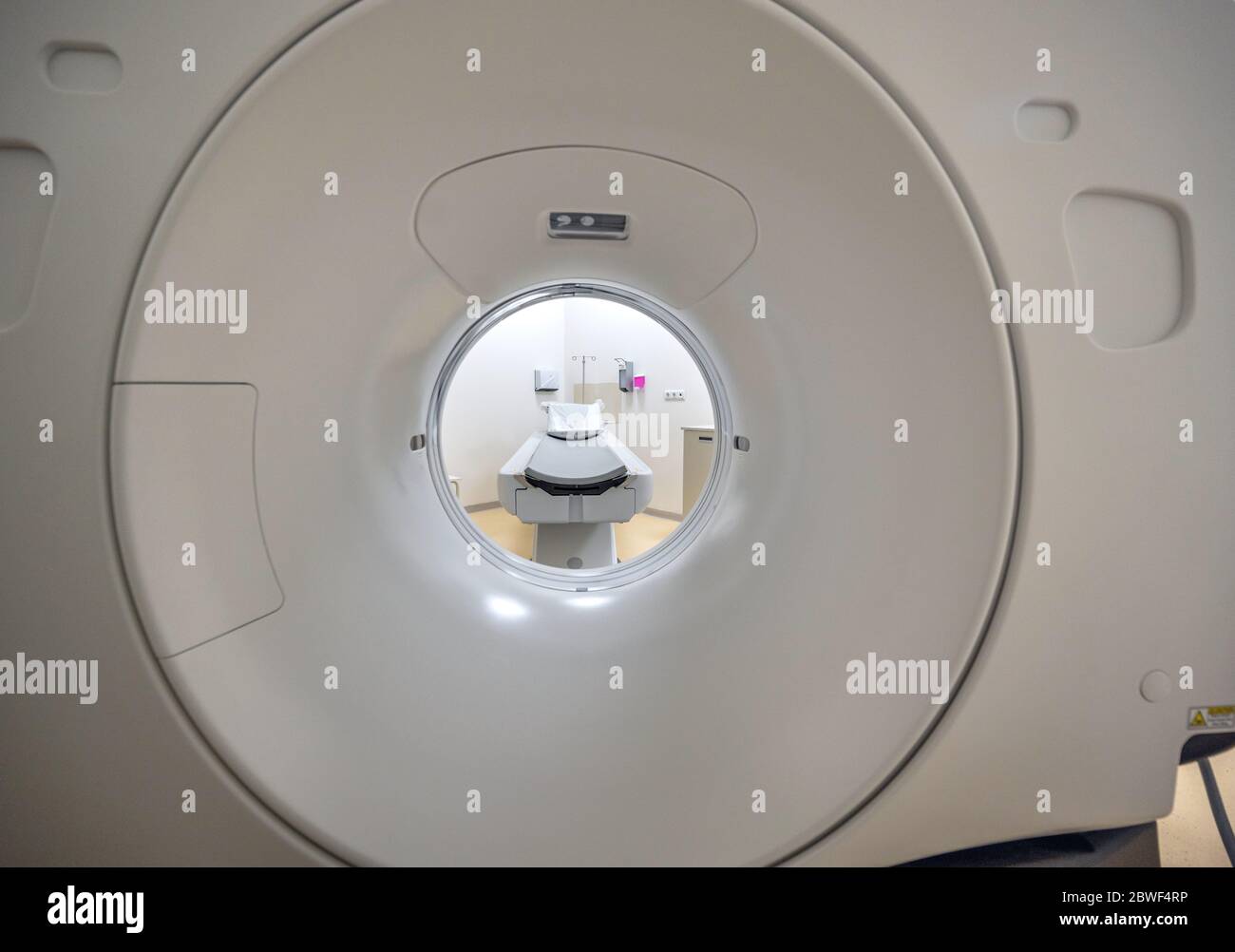 Positron emission tomography hi-res stock photography and images - Alamy
