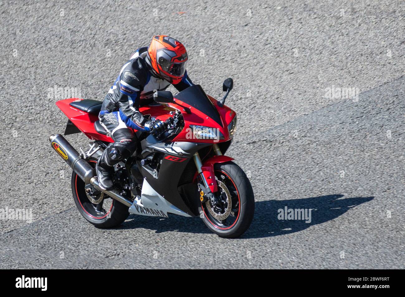Yamaha R1 Red 2022