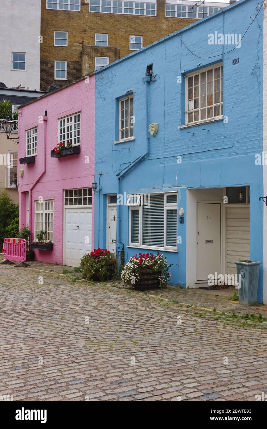 Colorful painted buildings hi-res stock photography and images - Alamy