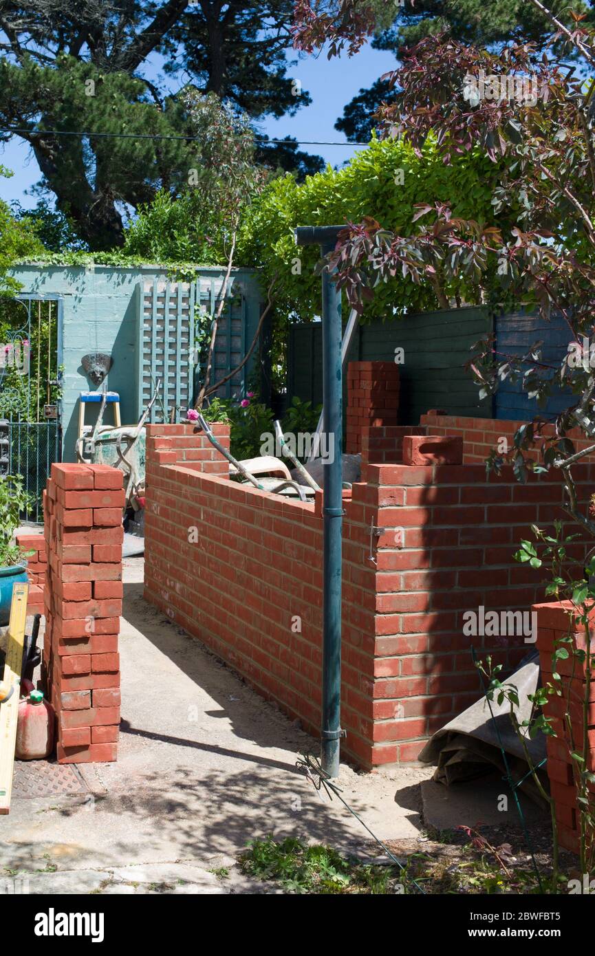Brick garden shed hi-res stock photography and images - Alamy