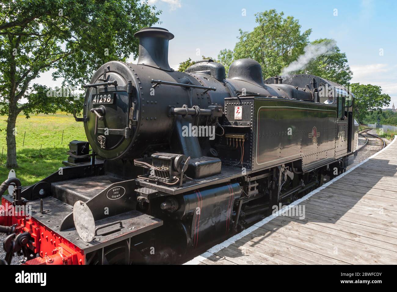 Ivatt Class 2 2-6-2T NO.41298 at Smallbrook Junction on the Isle of ...