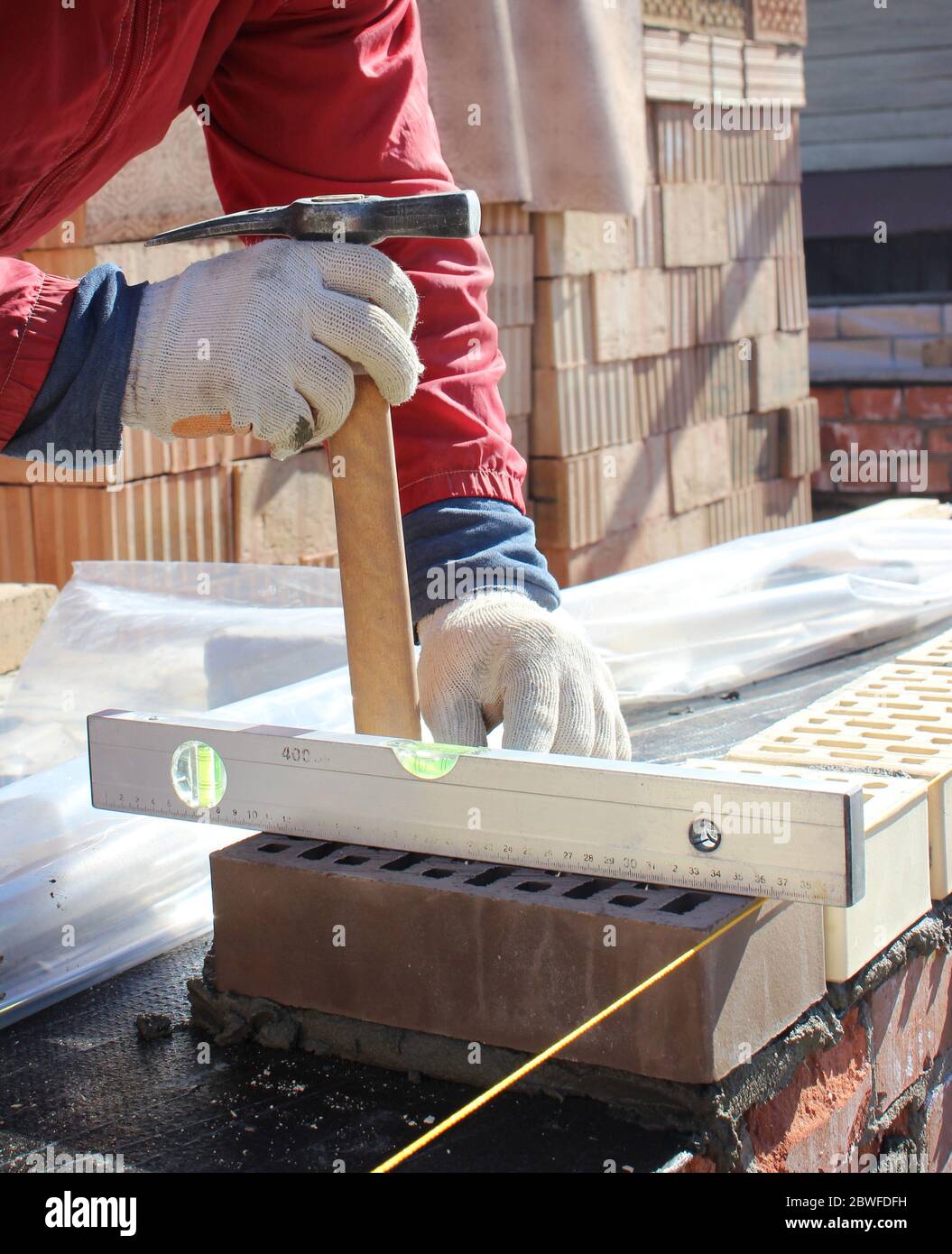 Installing bricks hi-res stock photography and images - Alamy