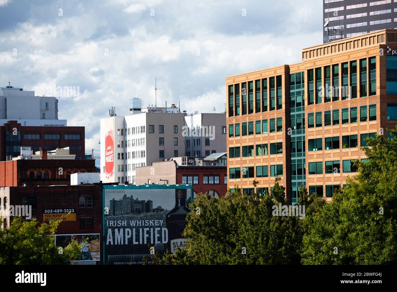 Portland downtown hi-res stock photography and images - Alamy