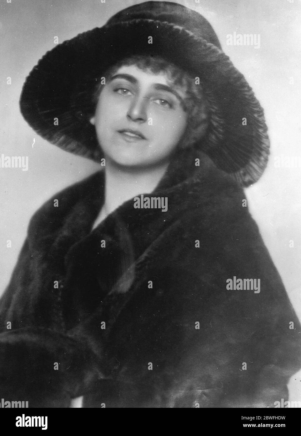 Baron rothschild hi-res stock photography and images - Alamy