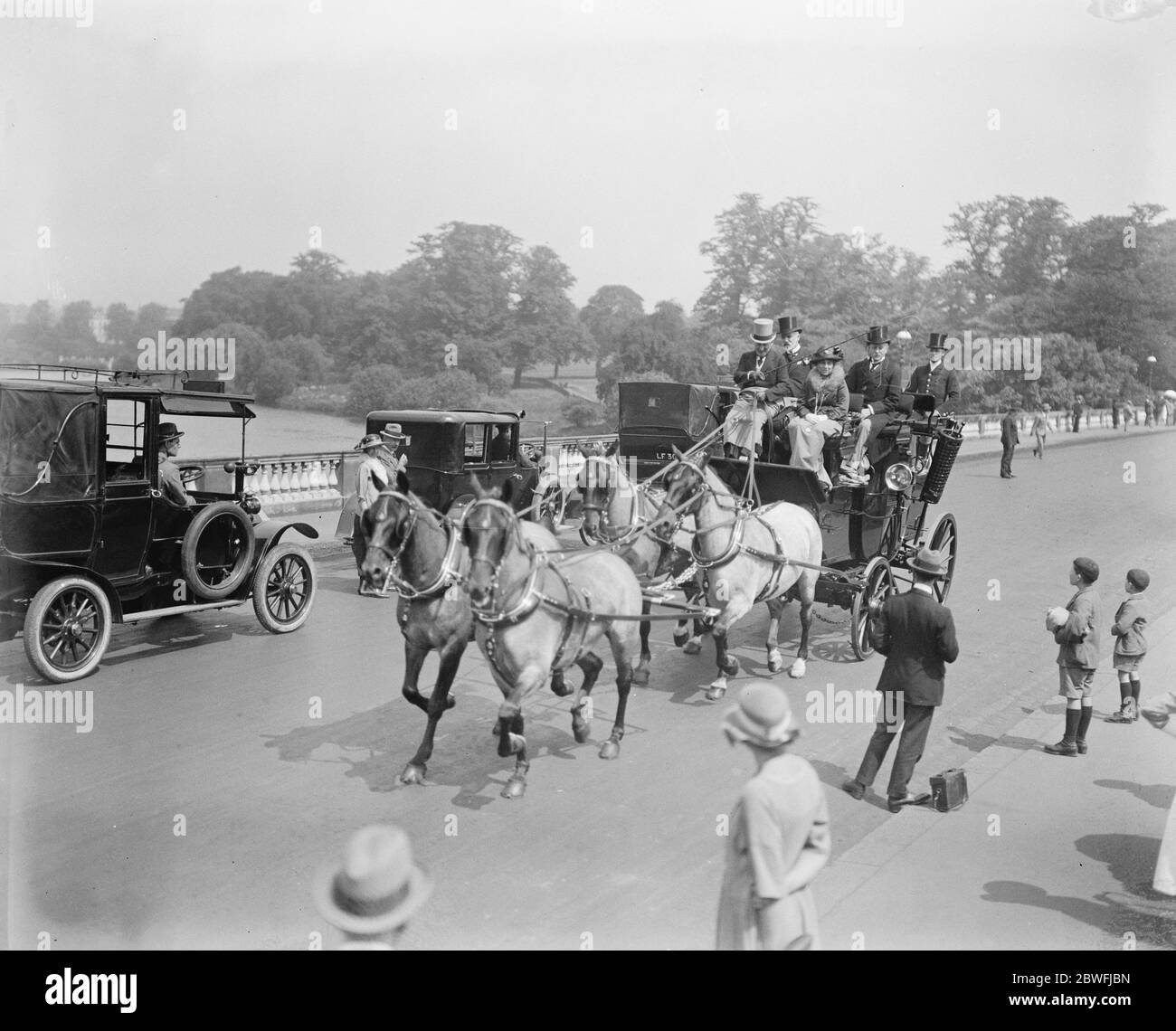 The Coaching Marathon Sir E Sterns Coach 10 June 1922 Stock Photo - Alamy