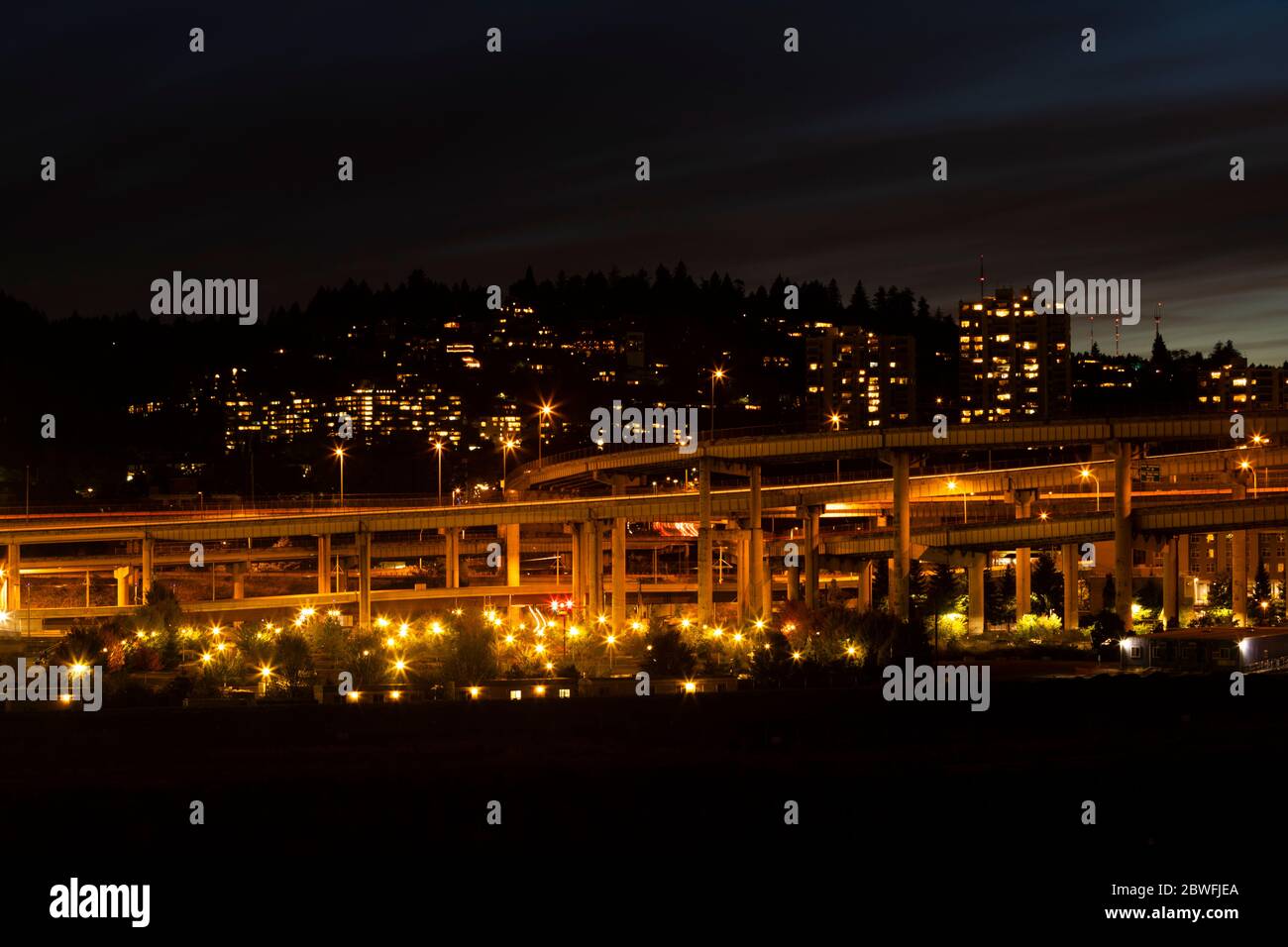 Marquam bridge hi-res stock photography and images - Alamy