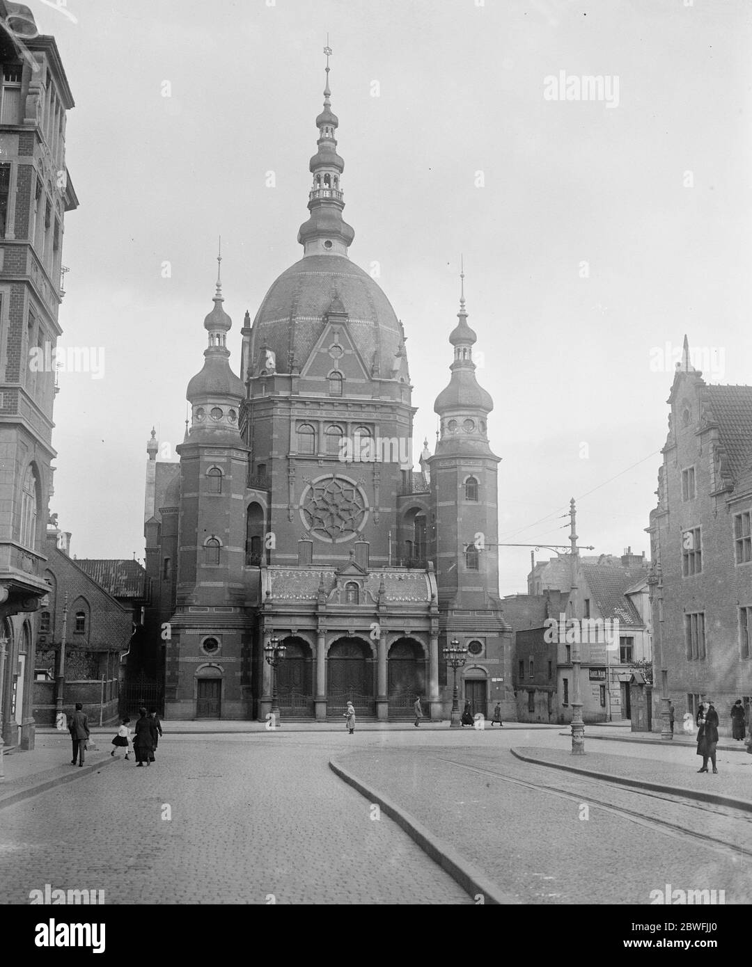 Warsaw Dantzig The Synagogue 25 October 1921 Stock Photo - Alamy