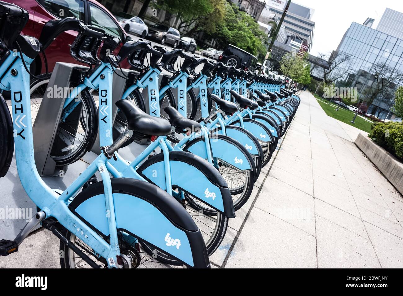Row chicago divvy bikes hi-res stock photography and images - Alamy