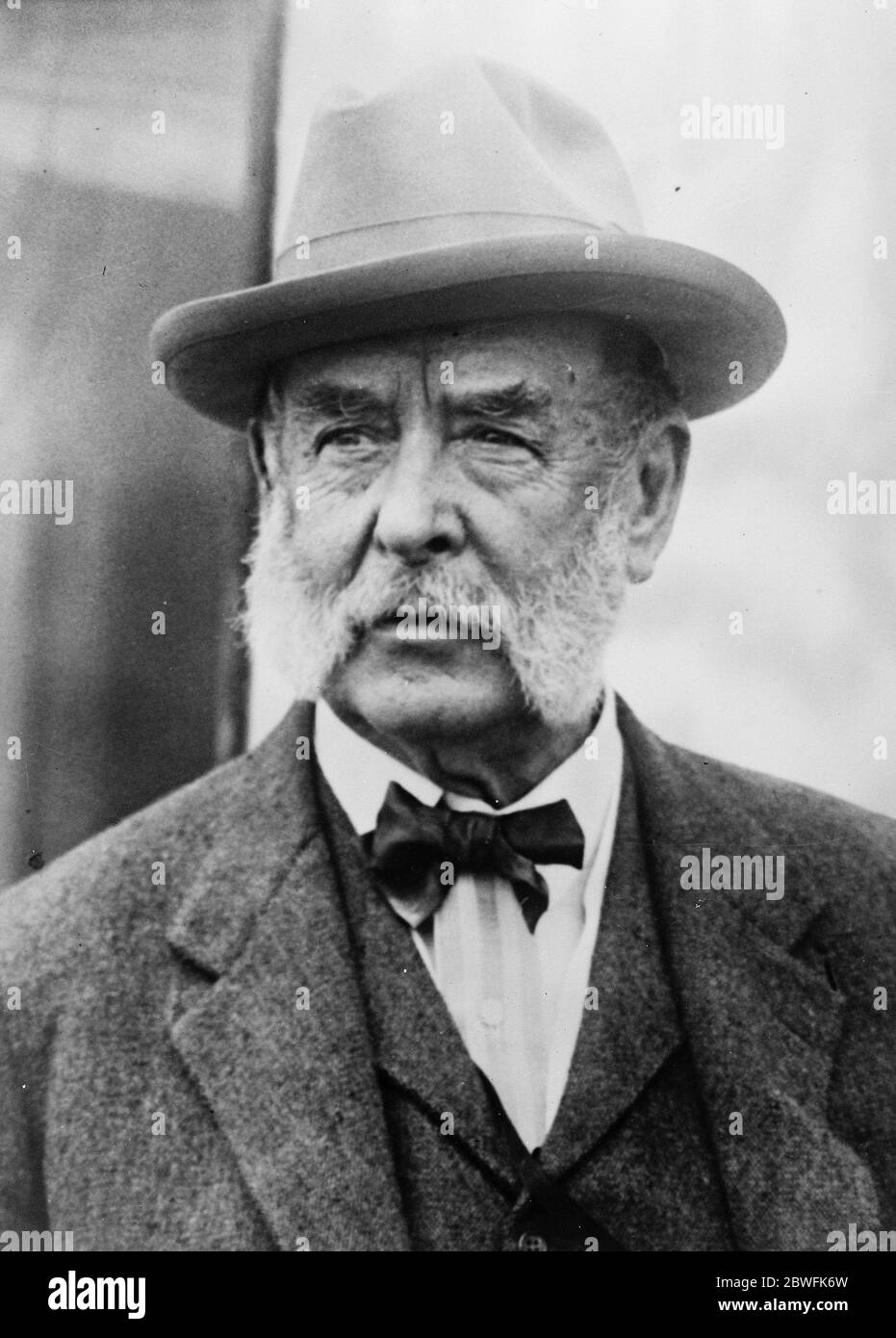 Five million dollars Black and White Stock Photos & Images - Alamy