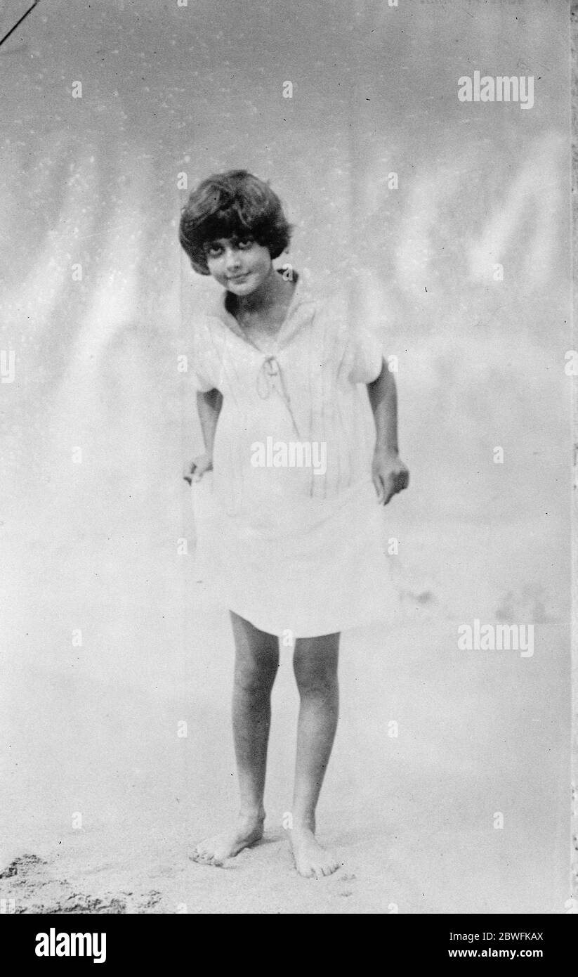 A right Royal holiday . Princess Maria of Italy , the 9 year old ...