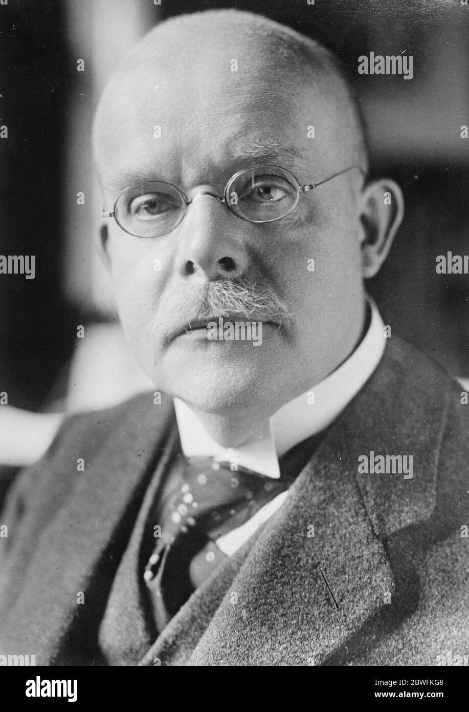 Herr ebert hi-res stock photography and images - Alamy