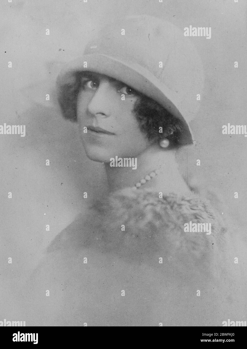 The Crown Princess of romania 2 March 1925 Stock Photo - Alamy