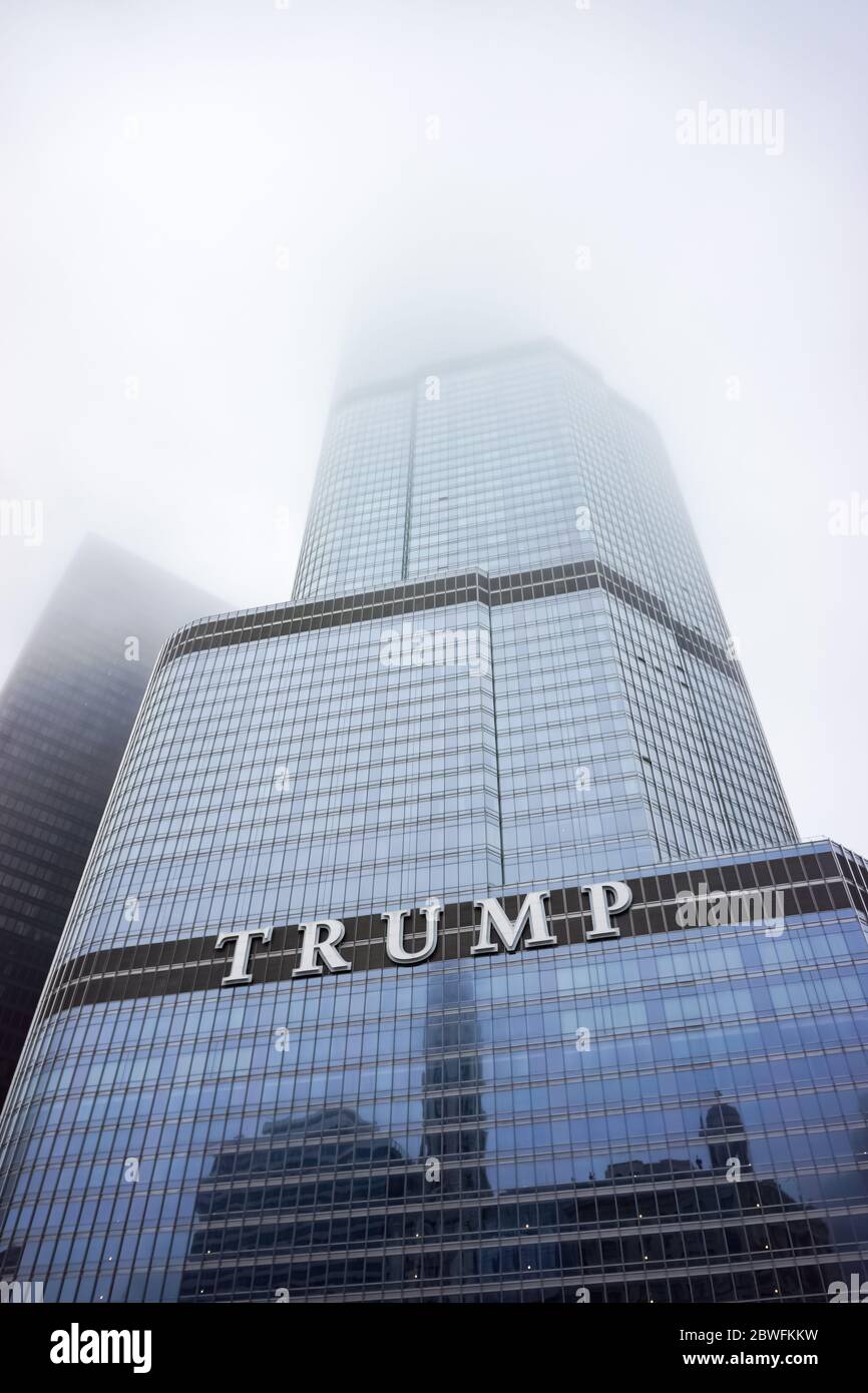 View of Trump Tower Chicago Stock Photo - Alamy