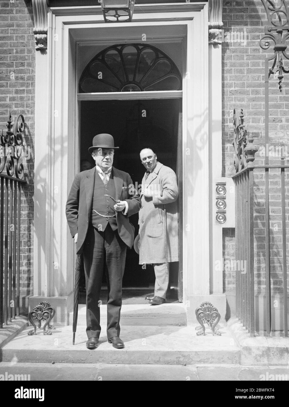Termination of general strike . Mr Baldwin on the steps of No 10 ...