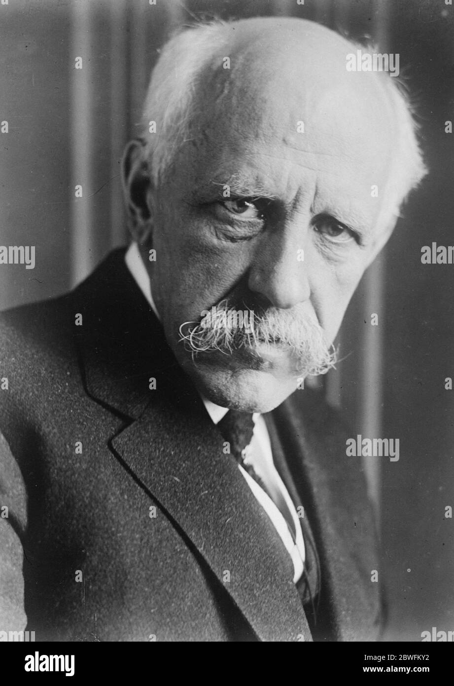 Nansen hi-res stock photography and images - Alamy