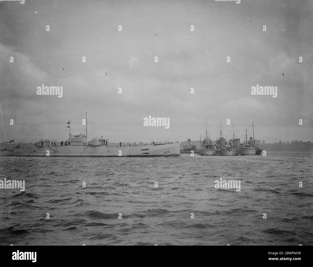 The super submarine leaves Chatham Dreadnought of the under seas HM ...