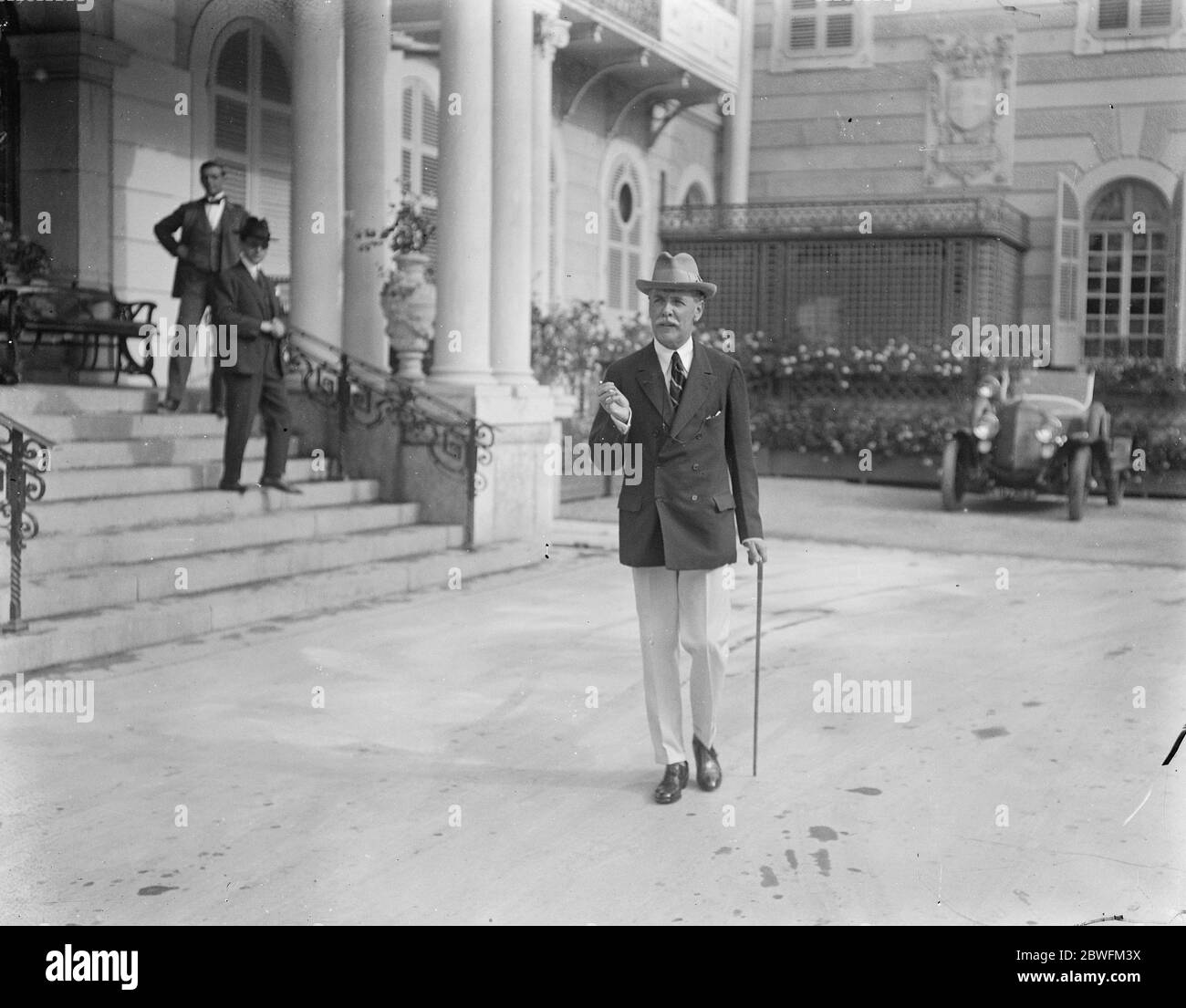 Sir Ian Malcolm 1924 Stock Photo - Alamy