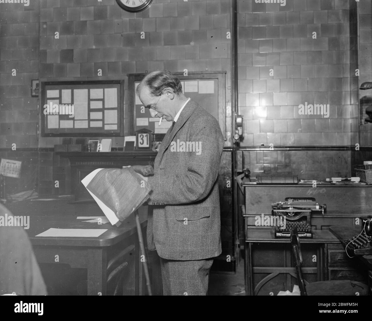 31 may hi-res stock photography and images - Alamy