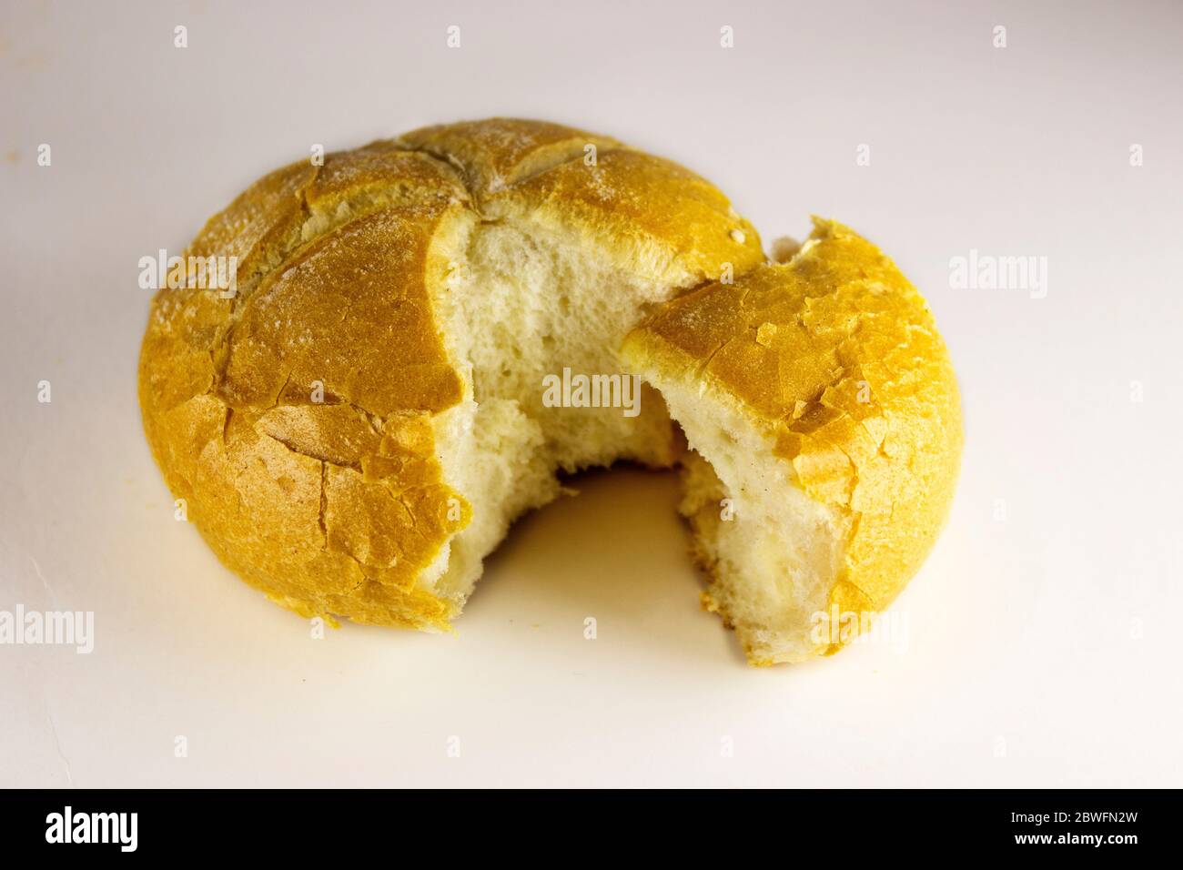 Empty burger bun cut hi-res stock photography and images - Alamy