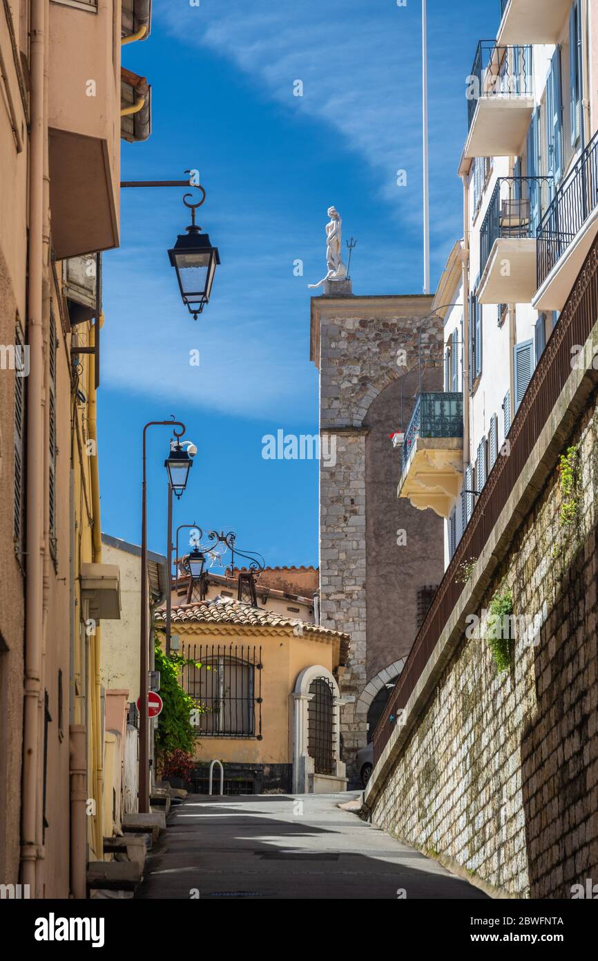The tower of the mask, with the Man in the Iron Mask, unidentified ...