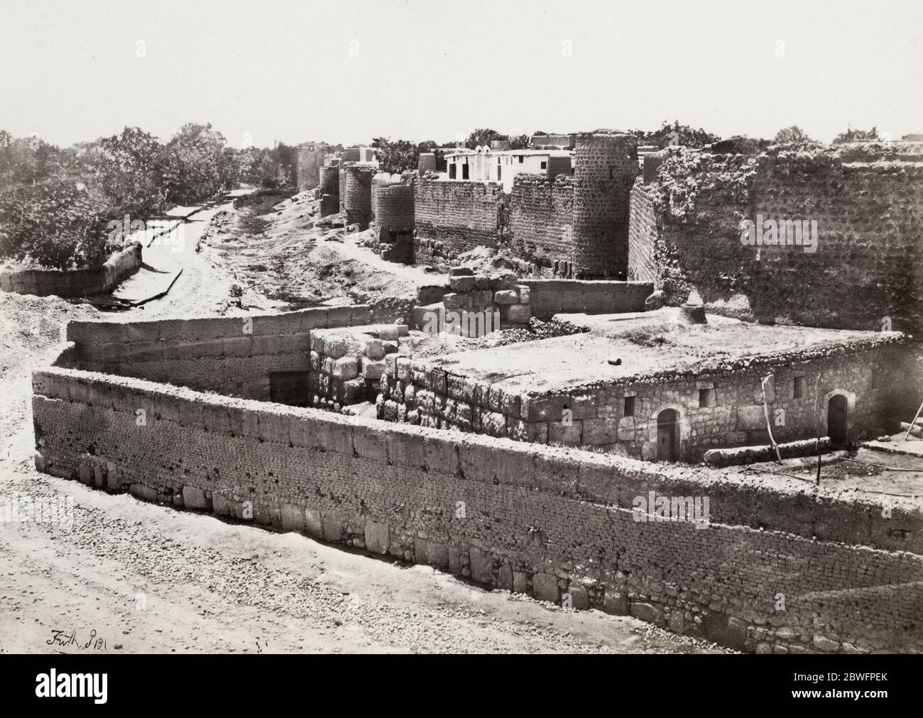 Old Castle Of Damascus Syria High Resolution Stock Photography and ...