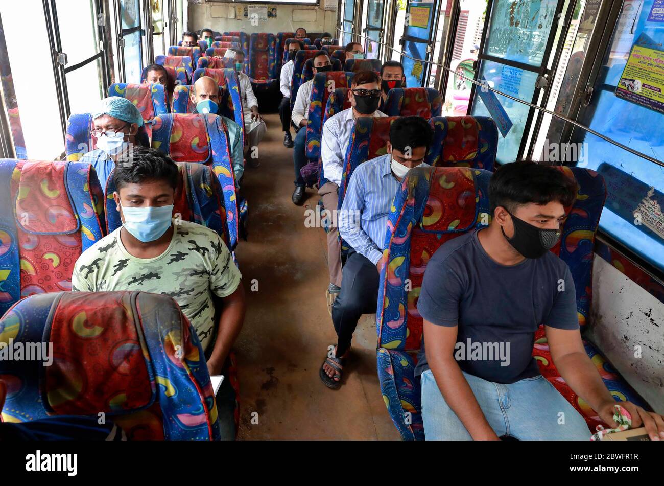 Bangladesh Passengers Bus High Resolution Stock Photography and Images ...