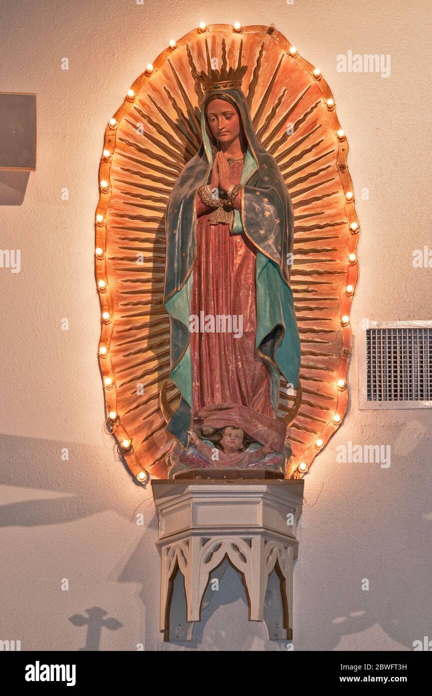 Virgin mary statue guadalupe hi-res stock photography and images - Alamy