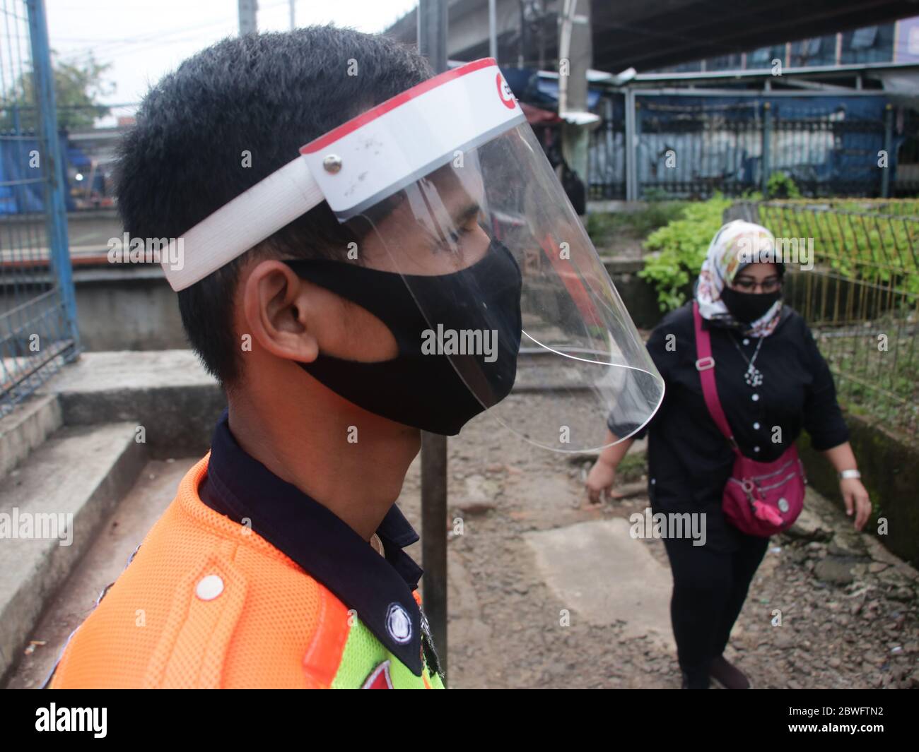 Health guard facemasks hi-res stock photography and images - Alamy