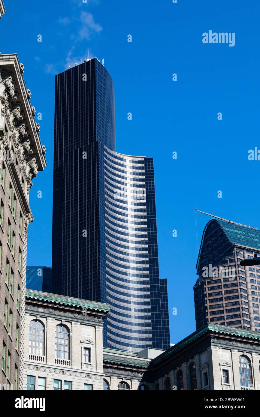 The center skyscraper hi-res stock photography and images - Alamy