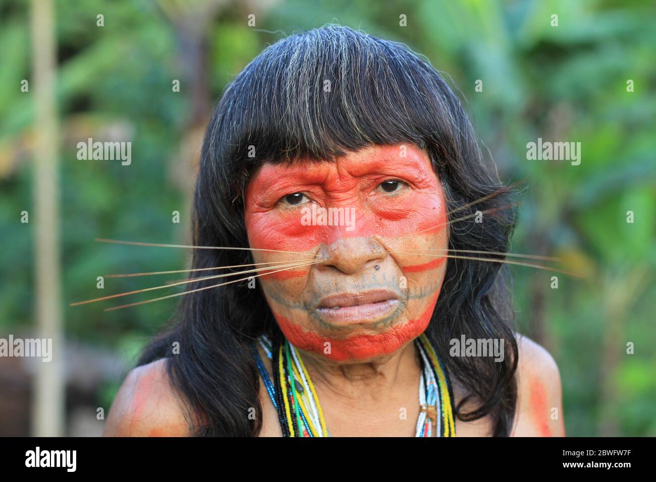 Matses women hi-res stock photography and images - Alamy