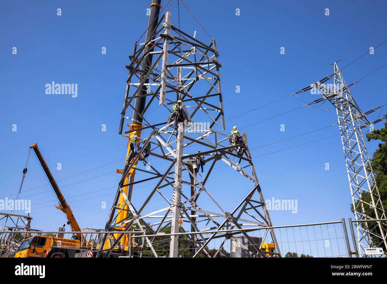 erection of high voltage pylons in Herdecke, here the network operator ...