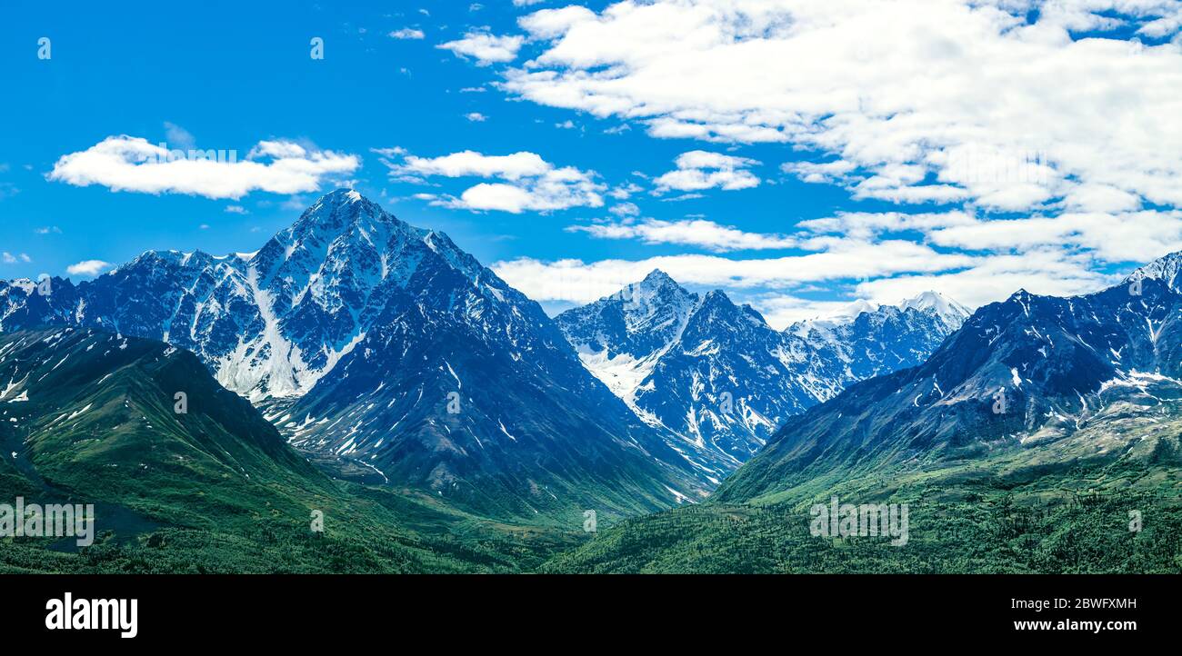 Scenic landscape of mountains along Glenn Highway between Anchorage and ...