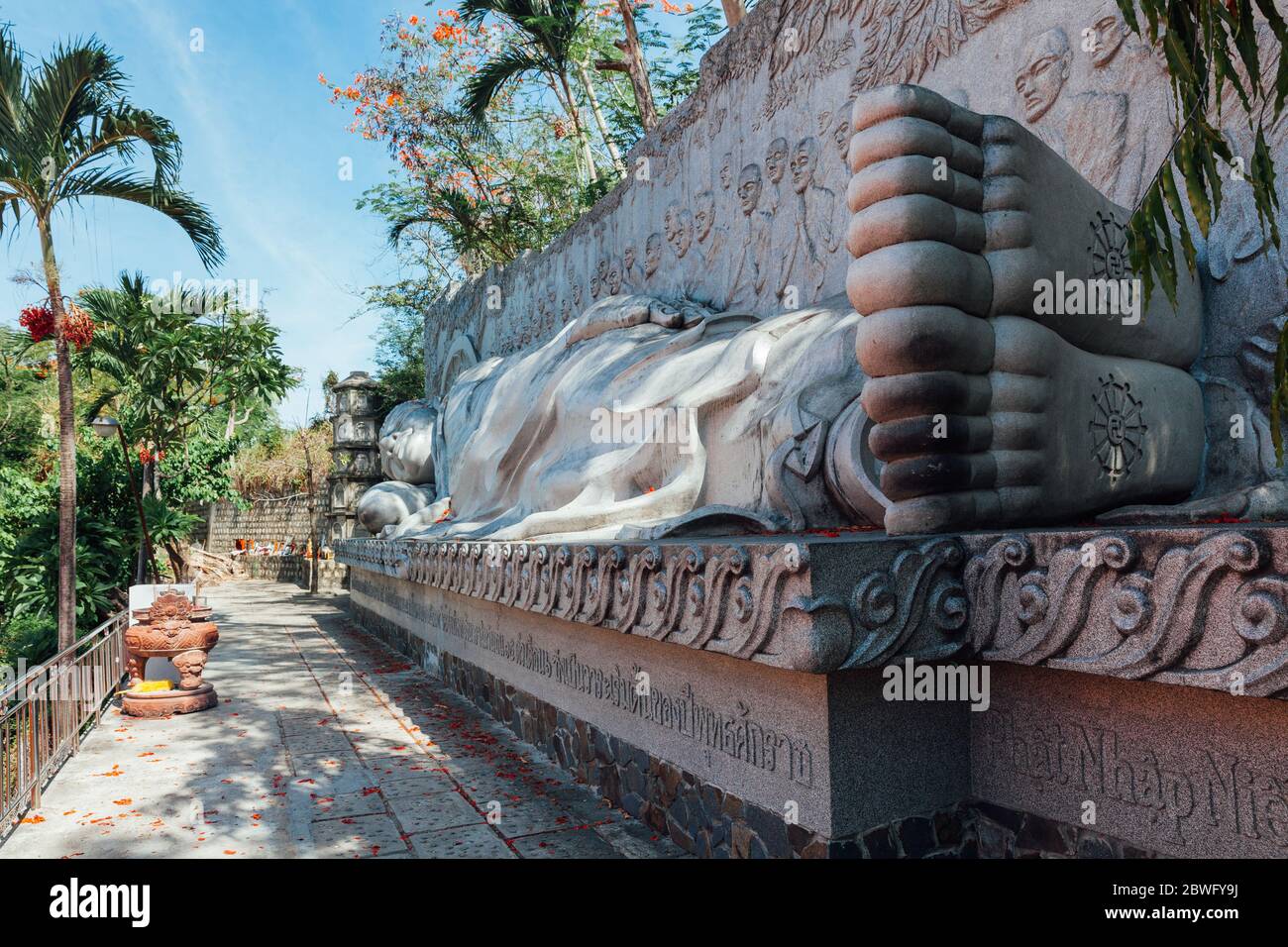 Close view of the reclining Buddha statue at the Long Son Pagoda, Nha ...